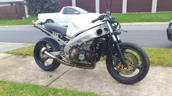 My first Streetfighter zx9(bladerod style)